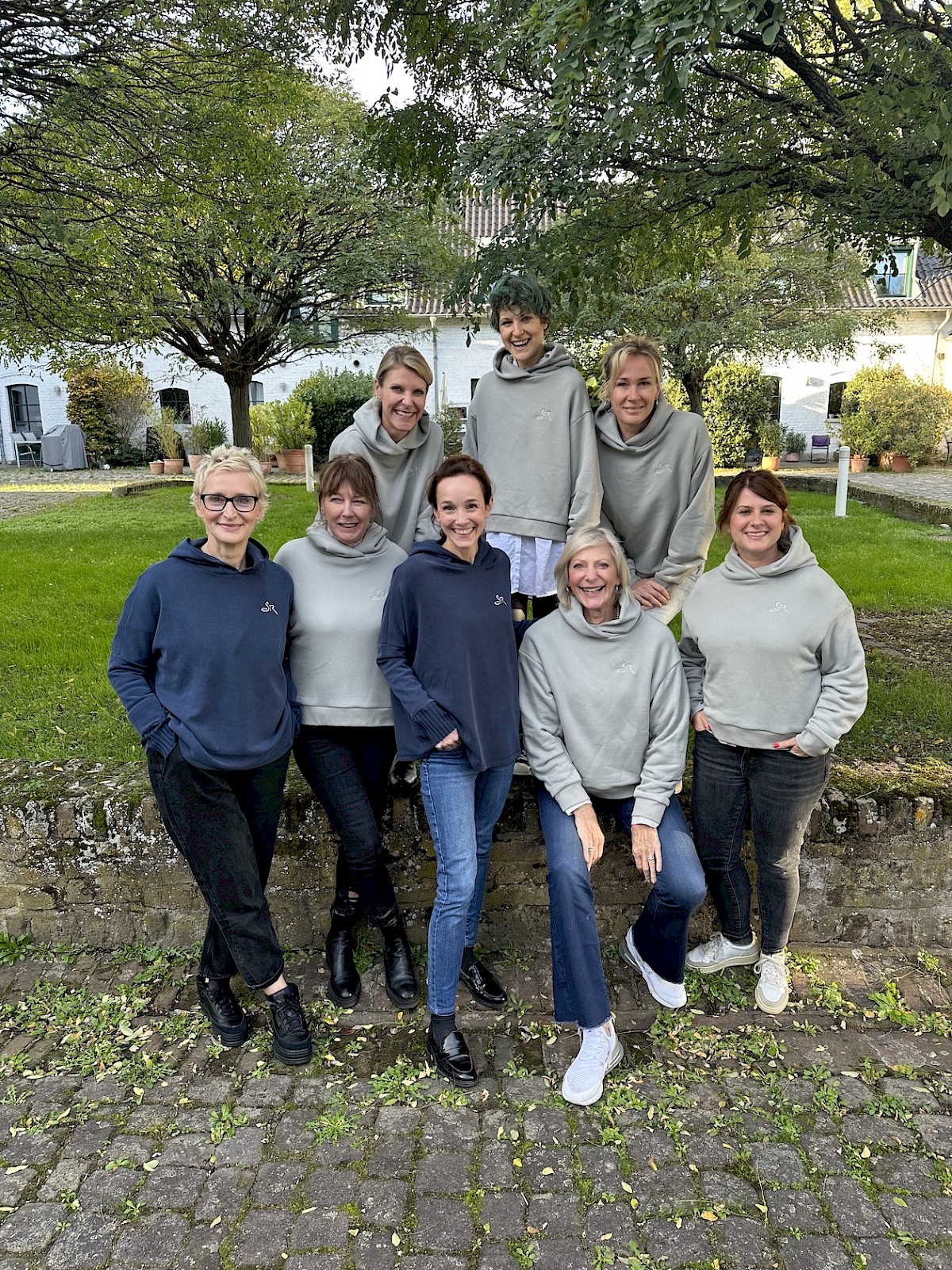 Simon und Renoldi — About us